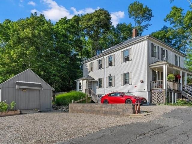 12 Magoni Ter, Plymouth, MA 02360