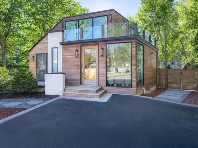 12 Maidstone Park Rd, East Hampton, NY 11937
