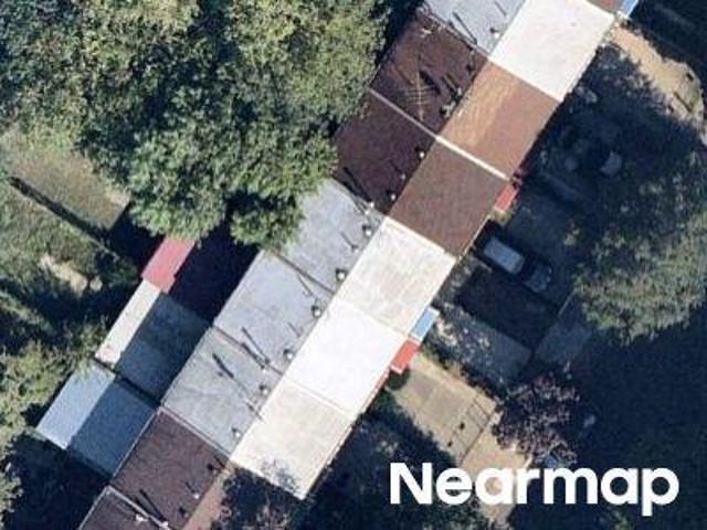 1/2 Mapes Ave