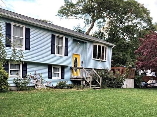 12 Mautucket Rd, South Kingstown, RI 02879