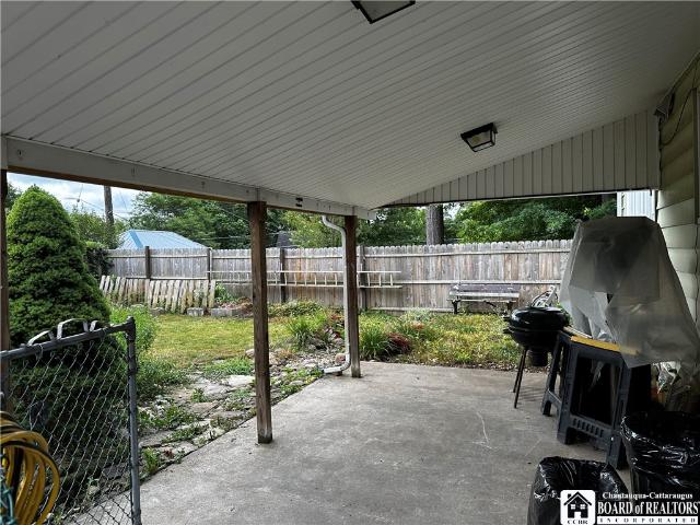 12 Meadow Lane