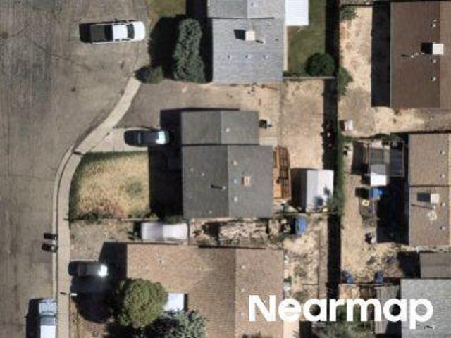 1/2 Melrose Ct