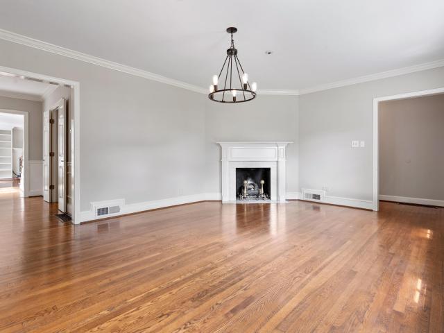 12 Montevallo Terrace