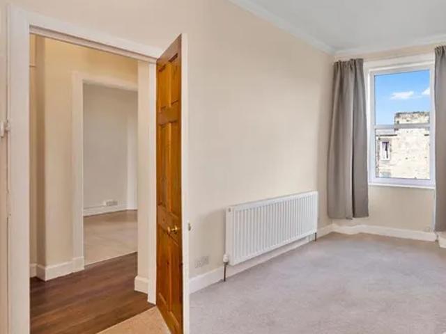 12 Moat Terrace, City of Edinburgh, EH14 1PR, United Kingdom | 1 bed apartment for rent #166439122 | Rentberry