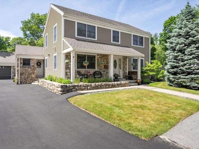 12 Mountain Rd, Waltham, MA 02451