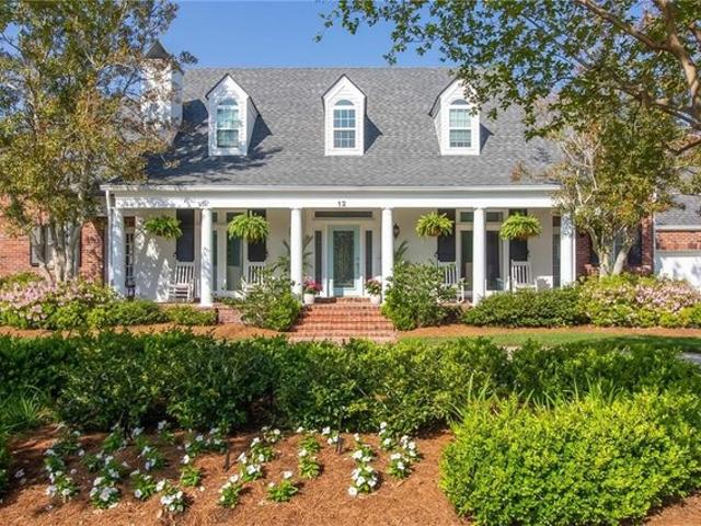 12 Muirfield Dr, Laplace, LA 70068