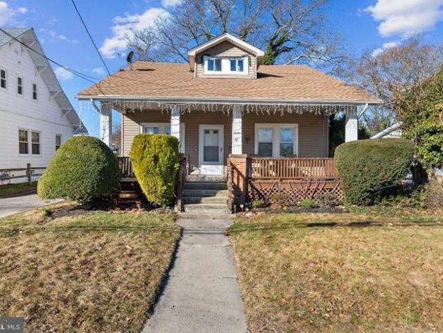 12 N Myrtle St, Vineland, NJ 08360