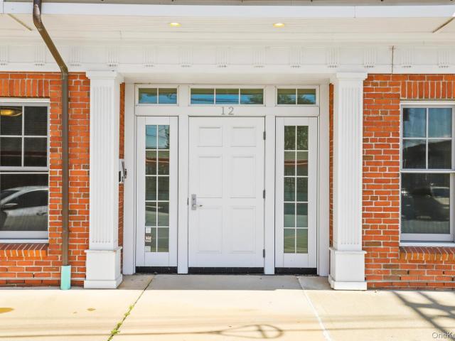 12 N Astor Street A