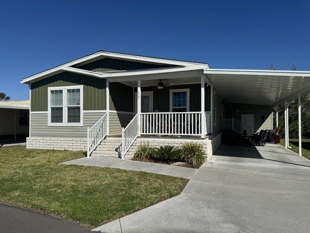 12 New York Dr, New Smyrna Beach, FL 32168