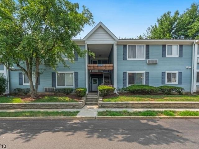 12 Norwich Pl Unit 12, Franklin Twp, NJ 08873