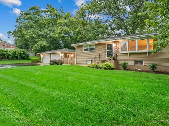 12 Oak Drive