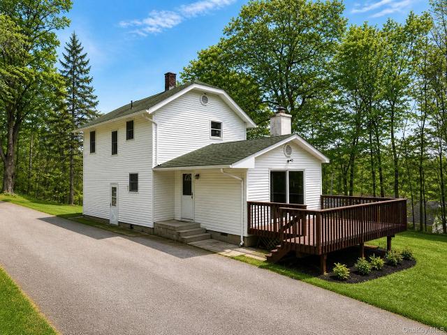12 Old Turnpike Road