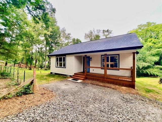 12 Overbrook Pl, Asheville, NC 28805