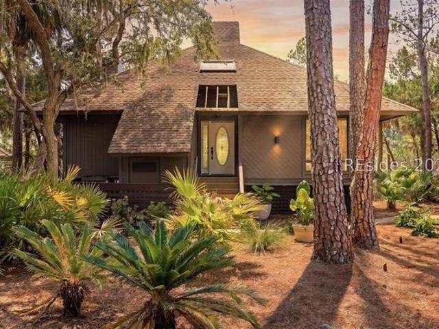 12 Palm Isle Ct, Hilton Head Island, SC 29926
