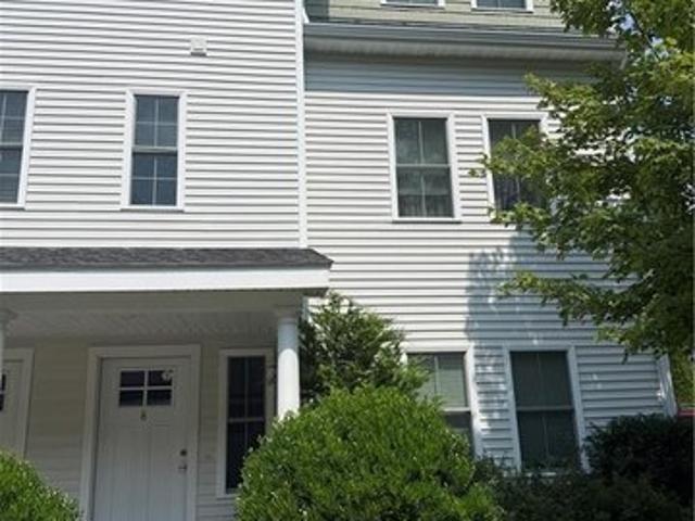 12 Park Ave Unit 8, Narragansett, RI 02882