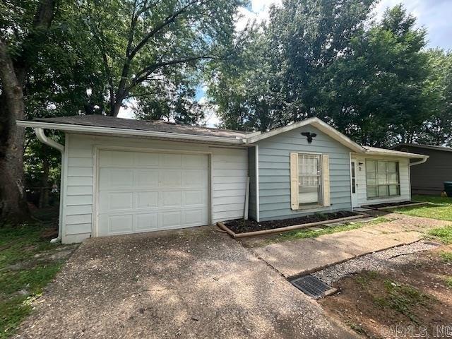 12 Parkridge Dr, Sherwood, AR 72120