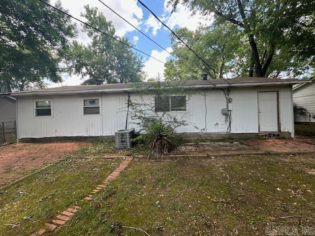 12 Parkridge Drive