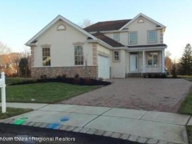 12 Patton Ct, Manalapan, NJ 07726
