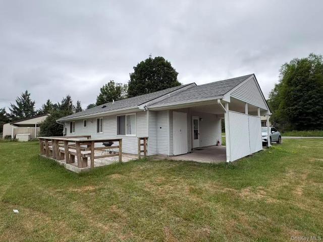 12 Pine Drive