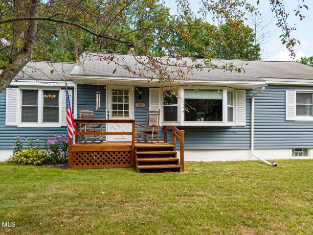 12 Pinewood Road