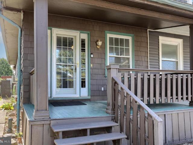 12 Poplar Street