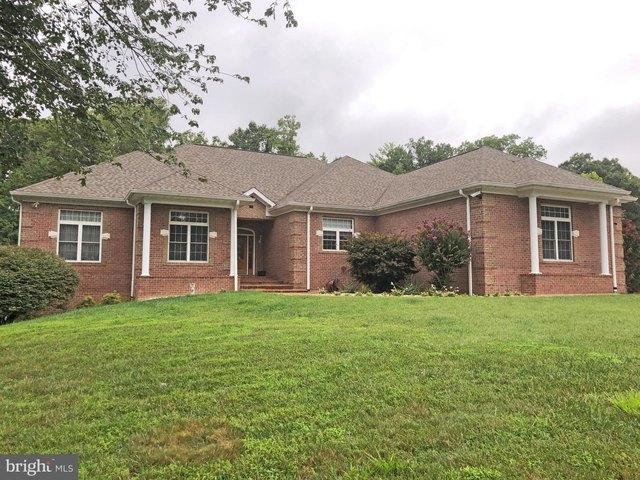 12 Planters Pl, Stafford, VA 22554