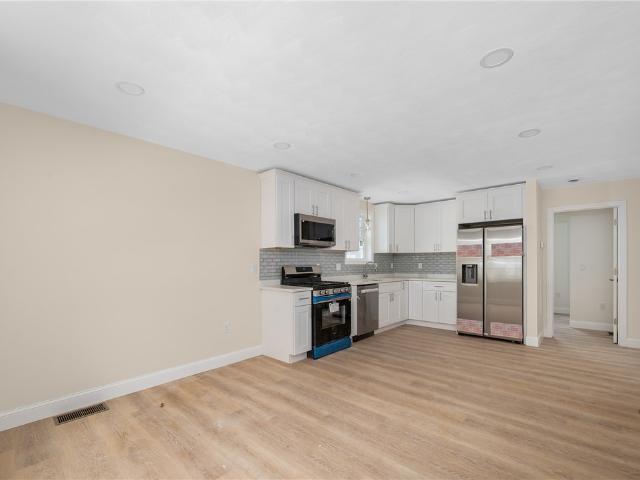 12 Price Street