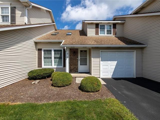 12 Pumpkin Hl, Rochester, NY 14624