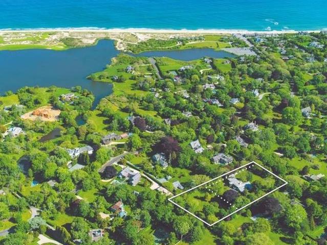 12 Pudding Hill Ln, East Hampton, NY 11937