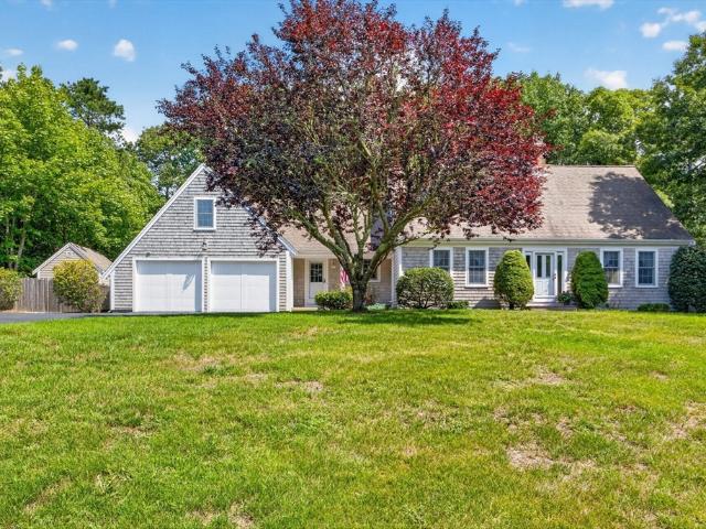 12 Quail Hollow Rd