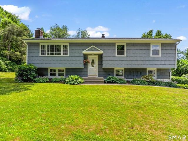 12 Quaker Ridge Rd, Bethel, CT 06801