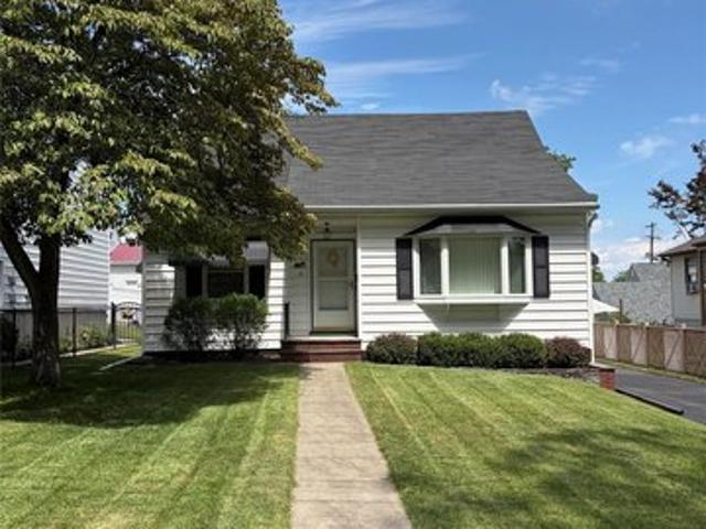 12 Randall Ter, Middletown, NY 10940