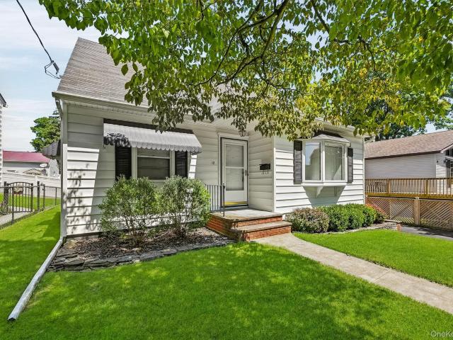 12 Randall Terrace