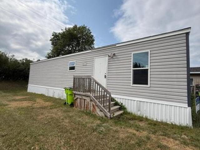 12 Raasch Rnch, Zumbrota, MN 55992