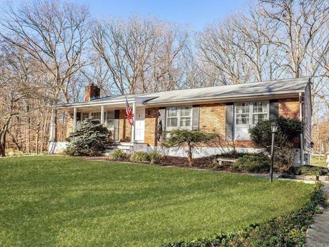 12 Reimer Rd, Westport, CT 06880