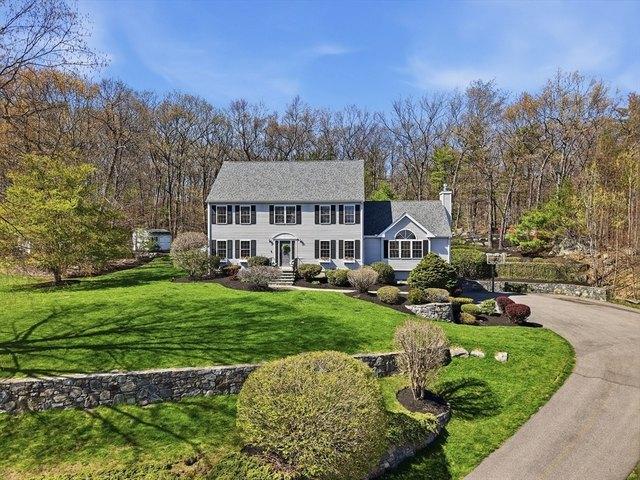 12 Riffles Ln, Hudson, MA 01749