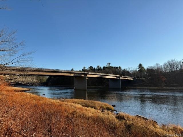 12 River Road