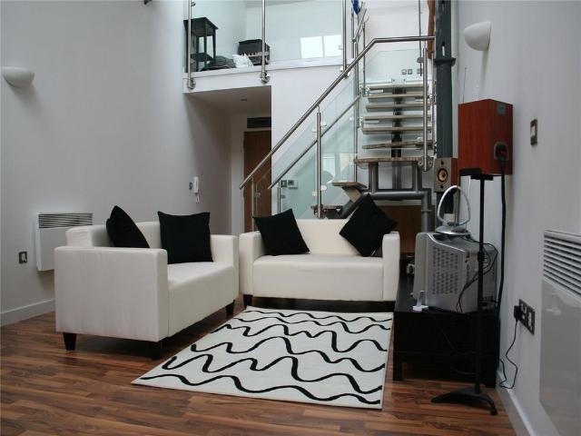 12 Rook Street, Huddersfield, HD1