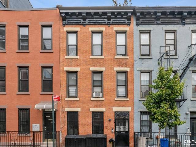 12 room luxury Townhouse for sale in Brooklyn, United States