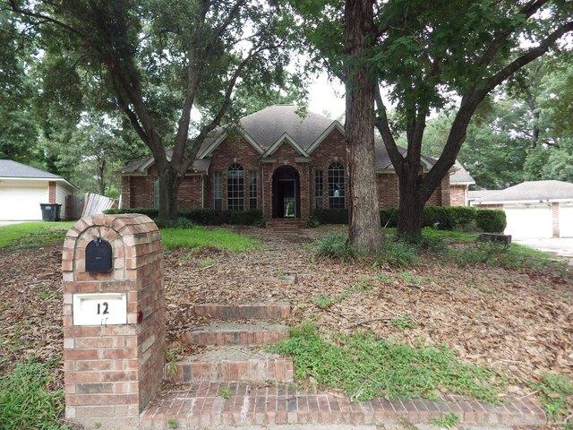 12 Robin Trl, Conroe, TX 77304