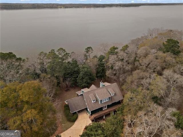 12 Rosalyn Road