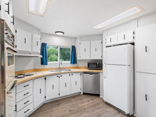 12 rosenbach ln