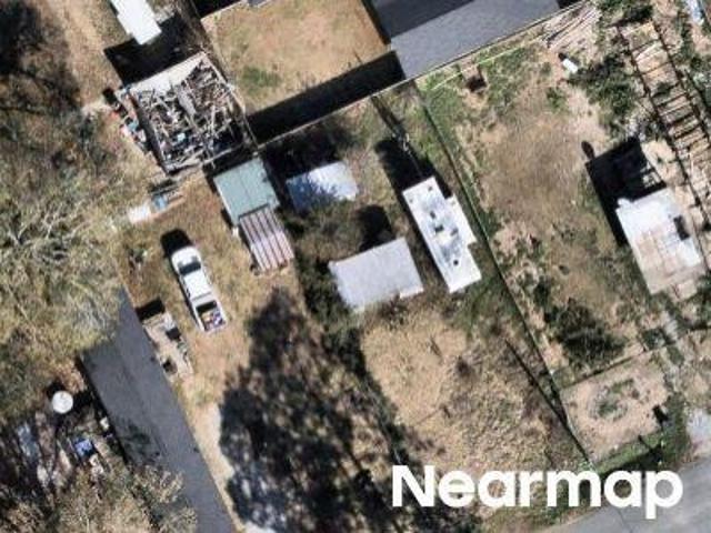 1/2 Royce St