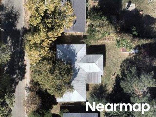 1/2 S Wofford St