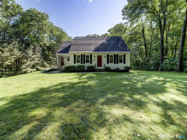 12 School House Hl, Burlington, CT 06013
