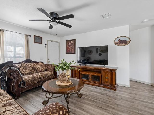 12 SE 40th Street