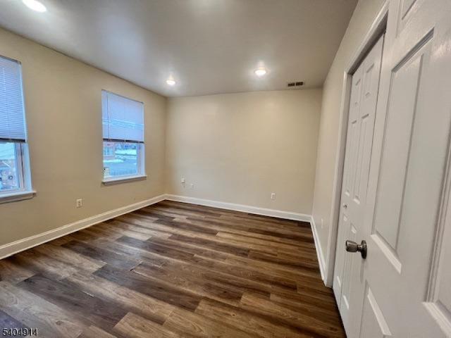 12 Seeley St