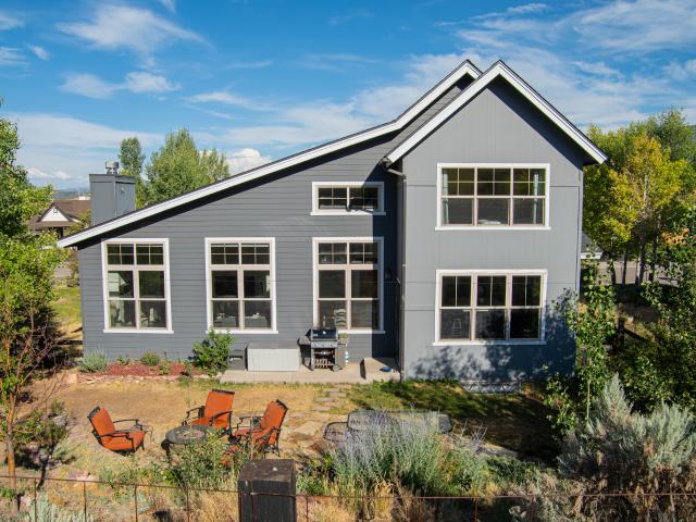 12 Sky Mtn, 2 beds, 1 full and 1 half bath