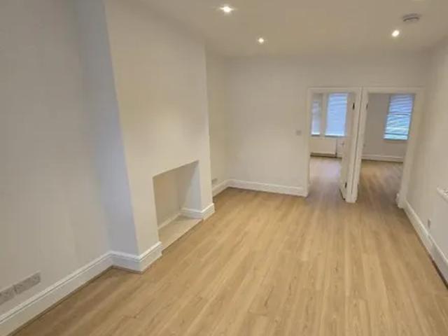 12 Sidney Road, London, N22 8LS, United Kingdom | 2 bed apartment for rent #139265190 | Rentberry