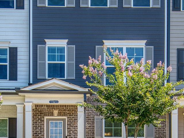 12 Silver Lane